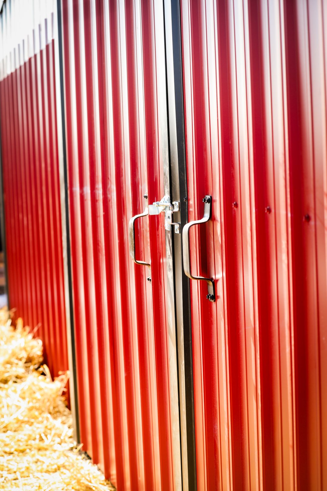 36’ Cattle Barn - Complete Maternity Pen & Pens - Klassen Industries