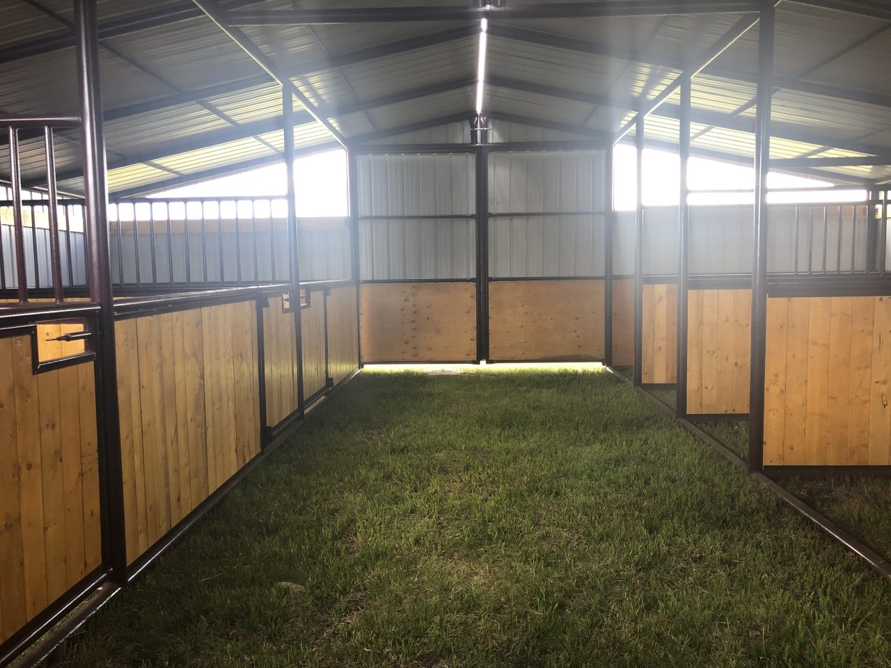 Horse Barns - Klassen Industries