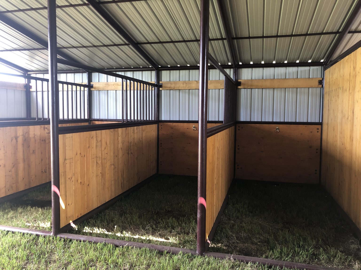 Horse Barns - Klassen Industries